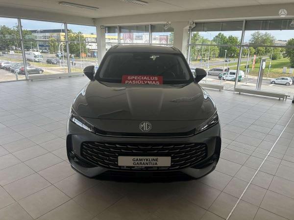 Grey MG HS 2026 in Siauliai, with an engine capacity of 1.50 L and mileage of 2 thousand km for 37500 €, photo 3 on AUTOMOTO.COM.LV