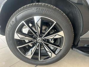 Grey MG HS 2026 in Siauliai, with an engine capacity of 1.50 L and mileage of 2 thousand km for 37500 €, photo 12 on AUTOMOTO.COM.LV