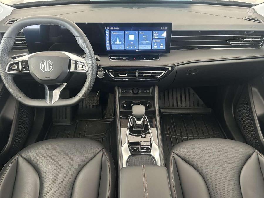 Grey MG HS 2026 in Siauliai, with an engine capacity of 1.50 L and mileage of 2 thousand km for 37500 €, photo 15 on AUTOMOTO.COM.LV