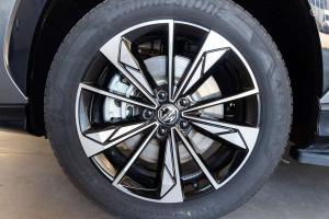 Grey MG HS 2026 in Klaipeda, with an engine capacity of 1.50 L and mileage of 2 thousand km for 36950 €, photo 33 on AUTOMOTO.COM.LV