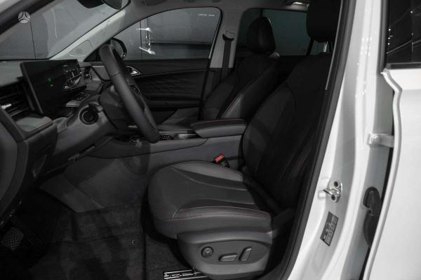 Balts MG HS 2026 Viļņa, ar dzinēja tilpumu 1.50 L un nobraukumu 0 tūkst. km par 41660 €, foto 6 vietnē AUTOMOTO.COM.LV