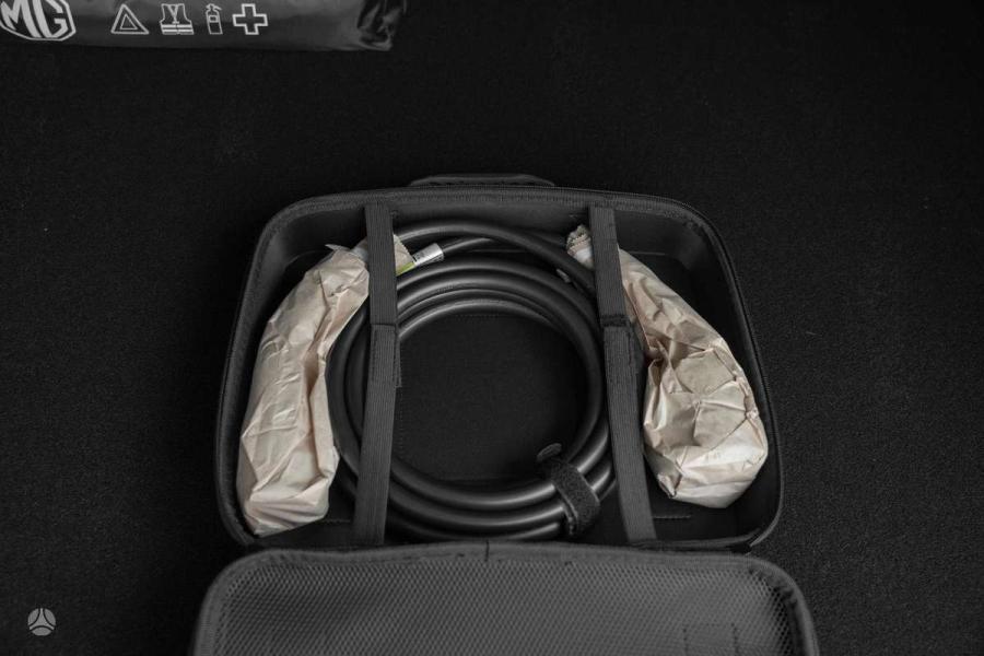 Balts MG HS 2026 Viļņa, ar dzinēja tilpumu 1.50 L un nobraukumu 0 tūkst. km par 41660 €, foto 38 vietnē AUTOMOTO.COM.LV