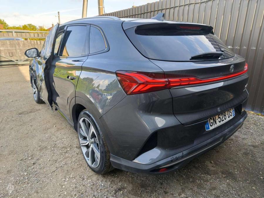Grey MG Marvel R 2023 in Kaunas, with an engine capacity of 0.00 L and mileage of 38 thousand km for 14400 €, photo 6 on AUTOMOTO.COM.LV