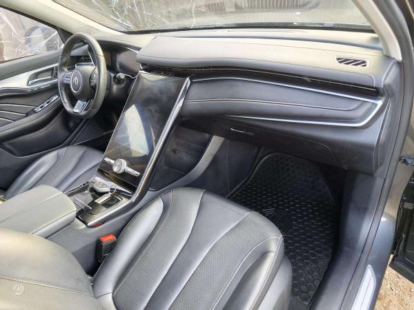Grey MG Marvel R 2023 in Kaunas, with an engine capacity of 0.00 L and mileage of 38 thousand km for 14400 €, photo 10 on AUTOMOTO.COM.LV