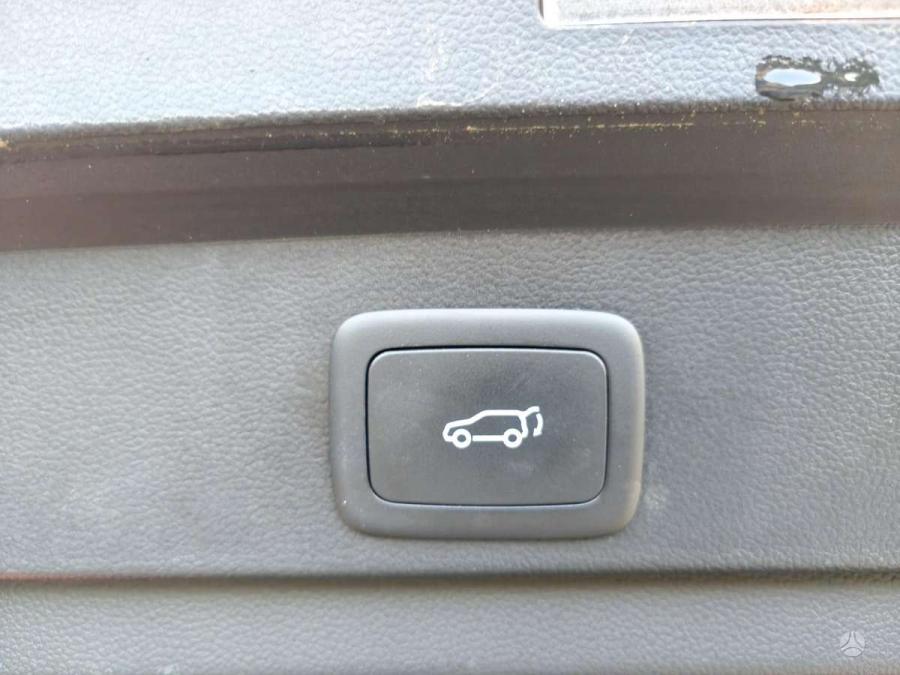 Grey MG Marvel R 2023 in Kaunas, with an engine capacity of 0.00 L and mileage of 38 thousand km for 14400 €, photo 17 on AUTOMOTO.COM.LV