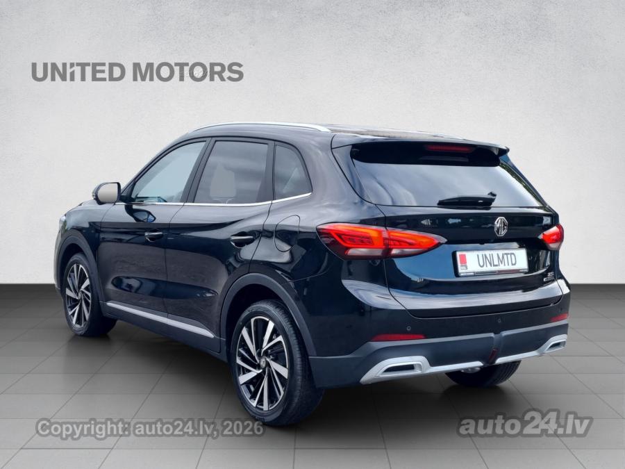 Black MG ZS 2026 in Johvi, with an engine capacity of 1.50 L and mileage of 10 thousand km for 27680 €, photo 4 on AUTOMOTO.COM.LV