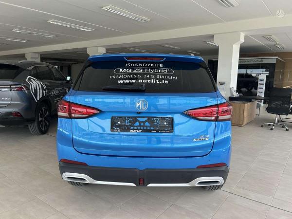 Zils MG ZS 2026 Šauļi, ar dzinēja tilpumu 1.50 L un nobraukumu 2 tūkst. km par 26000 €, foto 6 vietnē AUTOMOTO.COM.LV