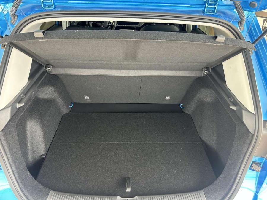 Zils MG ZS 2026 Šauļi, ar dzinēja tilpumu 1.50 L un nobraukumu 2 tūkst. km par 26000 €, foto 12 vietnē AUTOMOTO.COM.LV