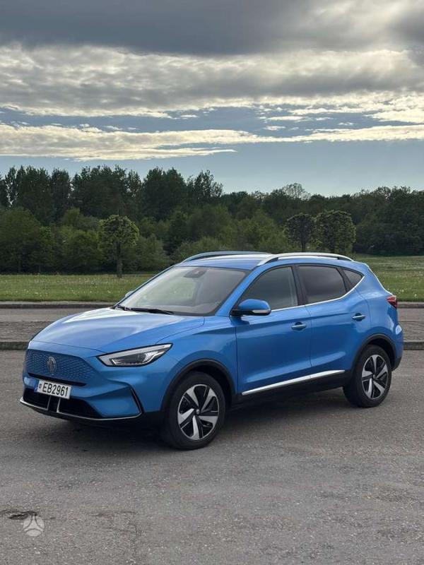 Blue MG ZS 2023 in Kaunas, with an engine capacity of 0.00 L and mileage of 26 thousand km for 14999 €, photo 3 on AUTOMOTO.COM.LV