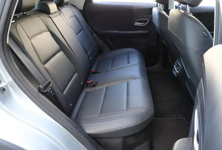 MG ZS 2025 Rīga, ar dzinēja tilpumu 1.50 L un nobraukumu 23 tūkst. km par 21990 €, foto 9 vietnē AUTOMOTO.COM.LV