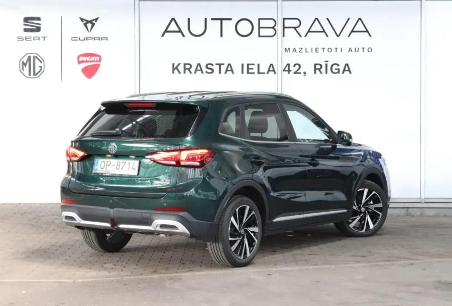 Green MG ZS 2025 in Riga, with an engine capacity of 1.50 L and mileage of 18 thousand km for 21990 €, photo 3 on AUTOMOTO.COM.LV