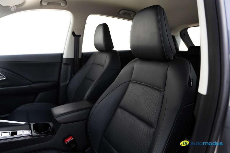 Grey MG ZS 2025 in Vilnius, with an engine capacity of 1.50 L and mileage of 15 thousand km for 22990 €, photo 13 on AUTOMOTO.COM.LV