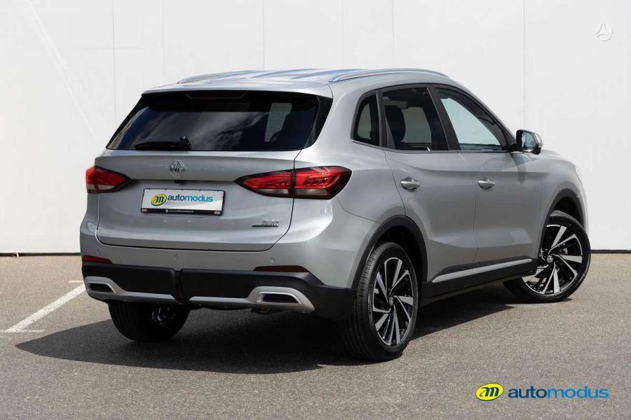 Grey MG ZS 2025 in Klaipeda, with an engine capacity of 1.50 L and mileage of 21 thousand km for 22990 €, photo 3 on AUTOMOTO.COM.LV