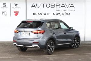 Grey MG ZS 2025 in Riga, with an engine capacity of 1.50 L and mileage of 19 thousand km for 21990 €, photo 3 on AUTOMOTO.COM.LV