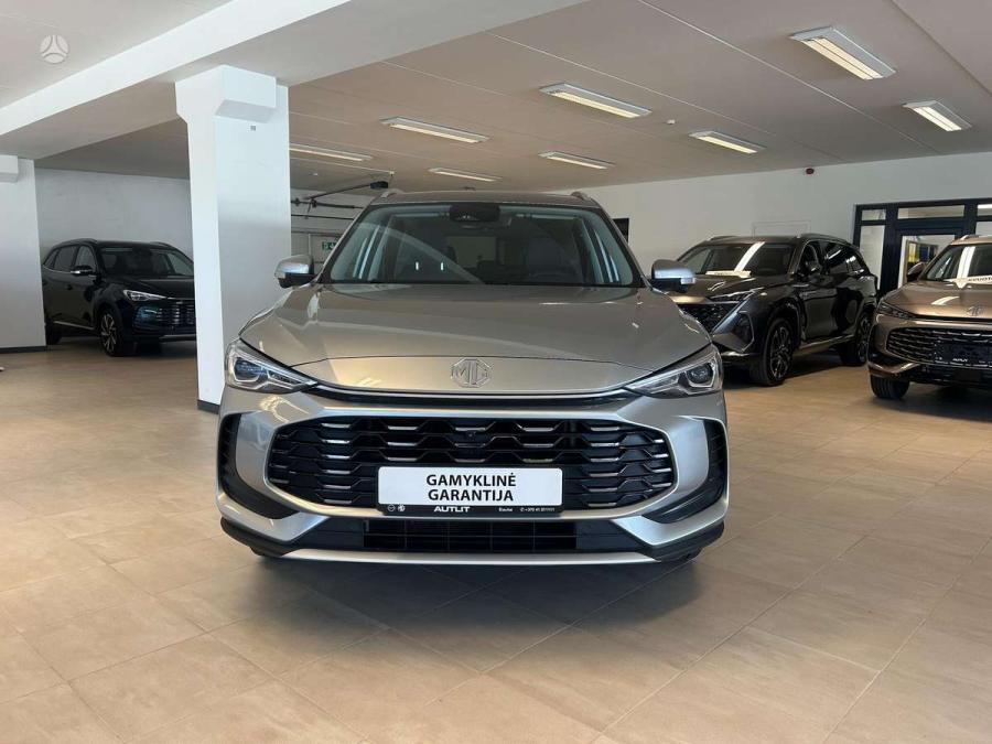 Pelēks MG ZS 2025 Šauļi, ar dzinēja tilpumu 1.50 L un nobraukumu 21 tūkst. km par 22750 €, foto 3 vietnē AUTOMOTO.COM.LV