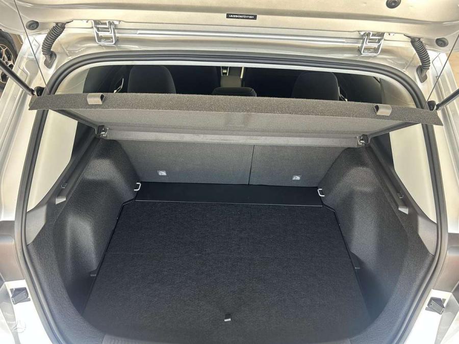 Grey MG ZS 2026 in Siauliai, with an engine capacity of 1.50 L and mileage of 0 thousand km for 23490 €, photo 15 on AUTOMOTO.COM.LV