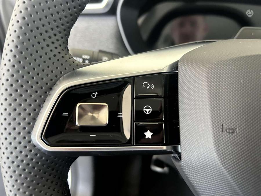 Grey MG ZS 2026 in Siauliai, with an engine capacity of 1.50 L and mileage of 0 thousand km for 23490 €, photo 18 on AUTOMOTO.COM.LV