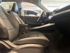 Pelēks MG ZS 2026 Šauļi, ar dzinēja tilpumu 1.50 L un nobraukumu 0 tūkst. km par 26390 €, foto 14 vietnē AUTOMOTO.COM.LV