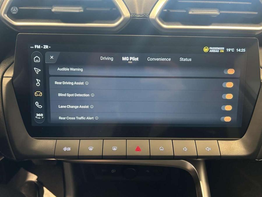 Pelēks MG ZS 2026 Šauļi, ar dzinēja tilpumu 1.50 L un nobraukumu 0 tūkst. km par 26390 €, foto 27 vietnē AUTOMOTO.COM.LV