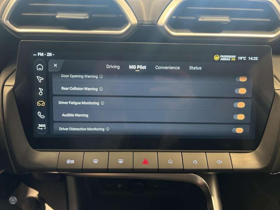 Pelēks MG ZS 2026 Šauļi, ar dzinēja tilpumu 1.50 L un nobraukumu 0 tūkst. km par 26390 €, foto 28 vietnē AUTOMOTO.COM.LV