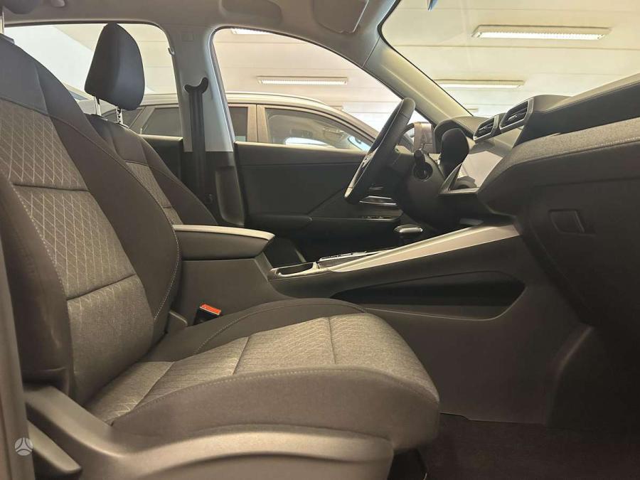 Grey MG ZS 2026 in Siauliai, with an engine capacity of 1.50 L and mileage of 0 thousand km for 22990 €, photo 14 on AUTOMOTO.COM.LV