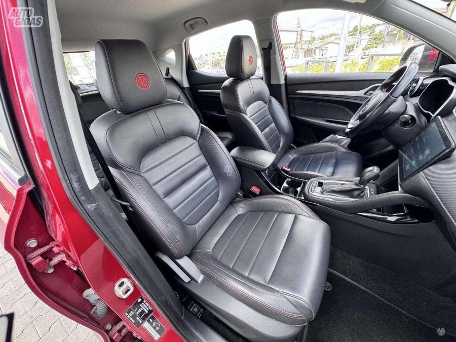 Red MG ZS 2023 in Vilnius, with an engine capacity of 1.00 L and mileage of 70 thousand km for 13500 €, photo 19 on AUTOMOTO.COM.LV