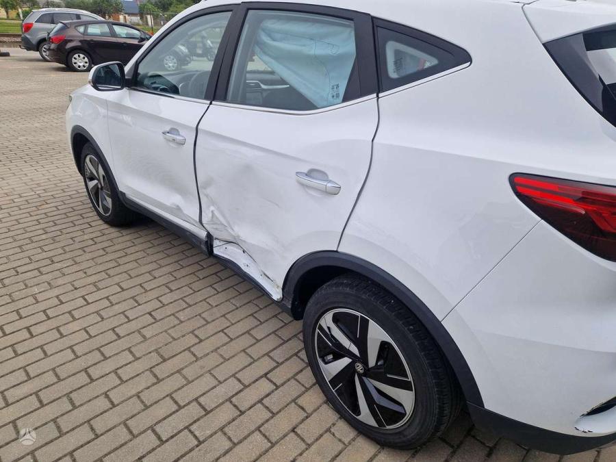 Balts MG ZS 2023 Tauragė, ar dzinēja tilpumu 0.00 L un nobraukumu 19 tūkst. km par 10900 €, foto 10 vietnē AUTOMOTO.COM.LV