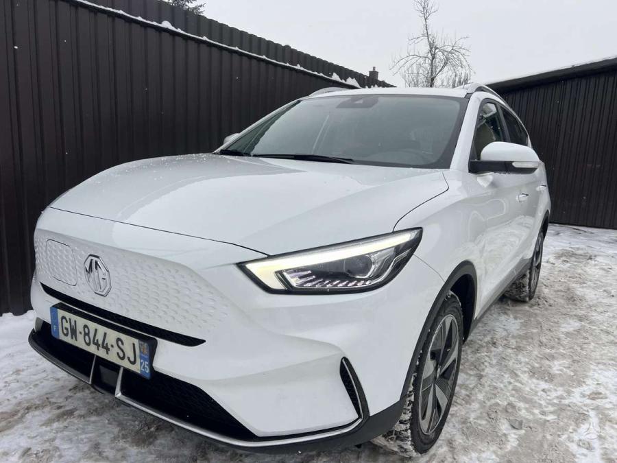 Balts MG ZS 2024 Kauņa, ar dzinēja tilpumu 0.00 L un nobraukumu 18 tūkst. km par 13500 €, foto 1 vietnē AUTOMOTO.COM.LV