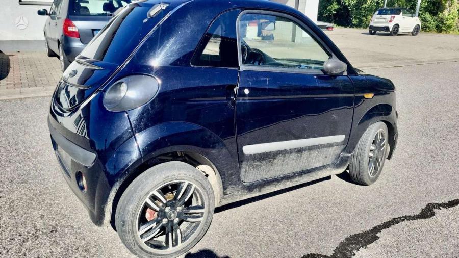 Melns Microcar DUE 2020 Marijampole, ar dzinēja tilpumu 0.50 L un nobraukumu 54 tūkst. km par 4500 €, foto 3 vietnē AUTOMOTO.COM.LV