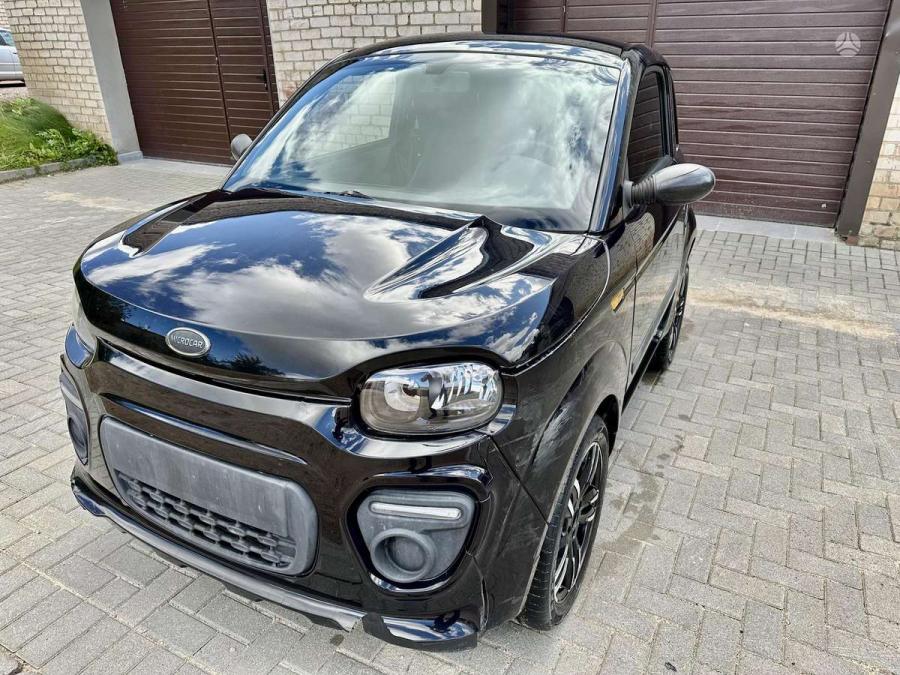Black Microcar DUE 2020 in Telschi, with an engine capacity of 0.50 L and mileage of 54 thousand km for 4550 €, photo 1 on AUTOMOTO.COM.LV