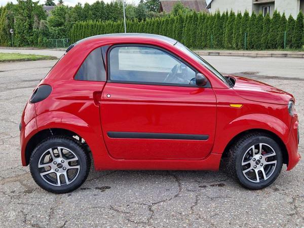 Red Microcar DUE 2020 in Kedainiai, with an engine capacity of 0.50 L and mileage of 31 thousand km for 7900 €, photo 4 on AUTOMOTO.COM.LV