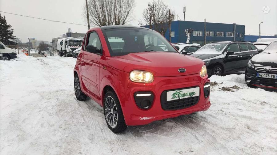 Red Microcar DUE 2024 in Klaipeda, with an engine capacity of 0.50 L and mileage of 4 thousand km for 10990 €, photo 4 on AUTOMOTO.COM.LV