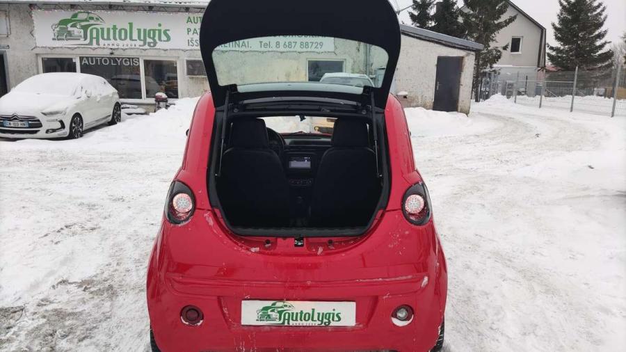 Red Microcar DUE 2024 in Klaipeda, with an engine capacity of 0.50 L and mileage of 4 thousand km for 10990 €, photo 24 on AUTOMOTO.COM.LV