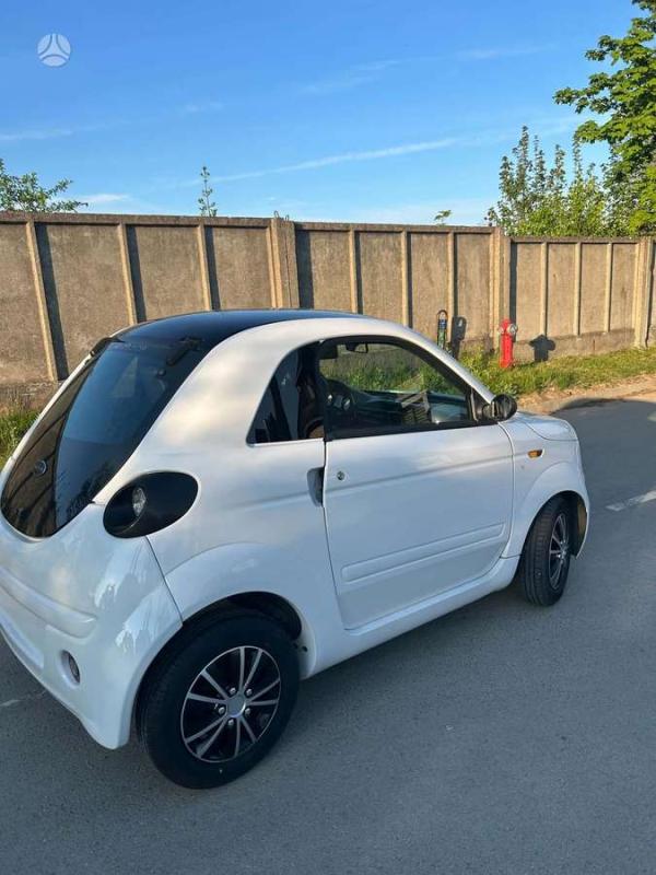 Balts Microcar DUE 2023 Tauragė, ar dzinēja tilpumu 0.50 L un nobraukumu 19 tūkst. km par 7500 €, foto 3 vietnē AUTOMOTO.COM.LV