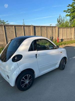 Balts Microcar DUE 2023 Tauragė, ar dzinēja tilpumu 0.50 L un nobraukumu 19 tūkst. km par 7500 €, foto 4 vietnē AUTOMOTO.COM.LV