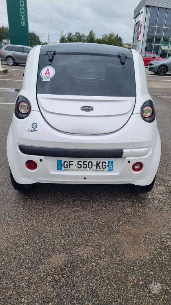 White Microcar DUE 2022 in Siauliai, with an engine capacity of 0.50 L and mileage of 25 thousand km for 5999 €, photo 10 on AUTOMOTO.COM.LV