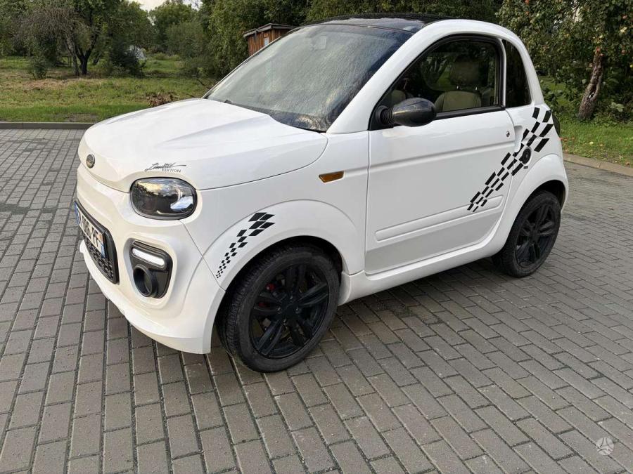 White Microcar DUE 2024 in Gargzdai, with an engine capacity of 0.48 L and mileage of 2 thousand km for 8999 €, photo 1 on AUTOMOTO.COM.LV