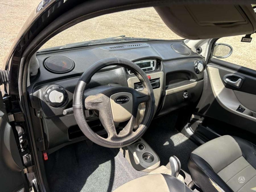 Melns Microcar Mgo 2009 Kelmė, ar dzinēja tilpumu 0.52 L un nobraukumu 59 tūkst. km par 1900 €, foto 19 vietnē AUTOMOTO.COM.LV