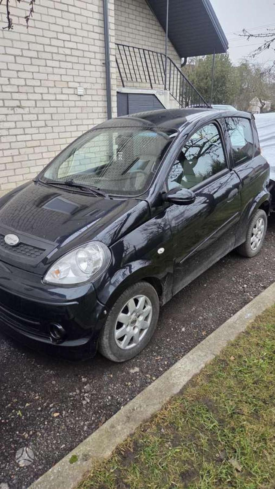 Black Microcar Mgo 2011 in Kaunas, with an engine capacity of 0.49 L and mileage of 86 thousand km for 3500 €, photo 1 on AUTOMOTO.COM.LV