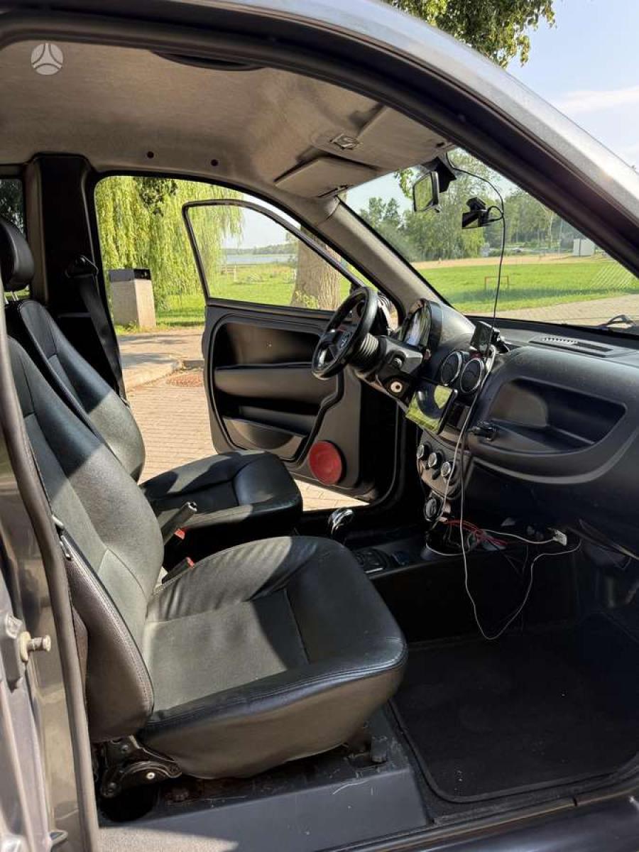 Melns Microcar Mgo 2014 Šauļi, ar dzinēja tilpumu 0.50 L un nobraukumu 45 tūkst. km par 5100 €, foto 8 vietnē AUTOMOTO.COM.LV