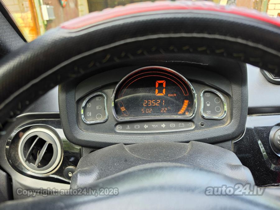 Melns Microcar M.GO 2013 Jehvi, ar dzinēja tilpumu 0.50 L un nobraukumu 24 tūkst. km par 3500 €, foto 7 vietnē AUTOMOTO.COM.LV