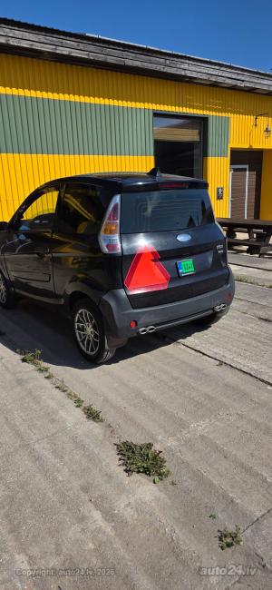 Black Microcar M.GO 2014 in Tallinn, with an engine capacity of 0.49 L and mileage of 0 thousand km for 4900 €, photo 13 on AUTOMOTO.COM.LV