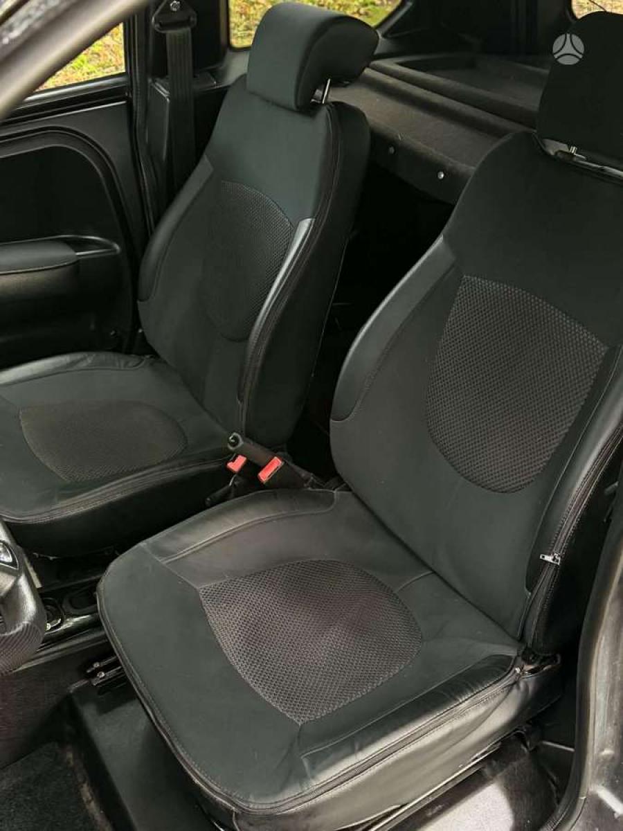 Pelēks Microcar Mgo 2015 Tauragė, ar dzinēja tilpumu 0.00 L un nobraukumu 53 tūkst. km par 5700 €, foto 12 vietnē AUTOMOTO.COM.LV