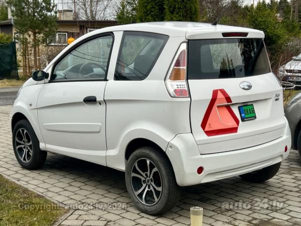 Microcar M.GO 2013 in Tallinn, with an engine capacity of 0.44 L and mileage of 0 thousand km for 3900 €, photo 4 on AUTOMOTO.COM.LV