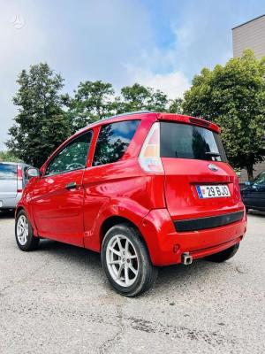 Sarkans Microcar Mgo 2012 Alīta, ar dzinēja tilpumu 0.51 L un nobraukumu 35 tūkst. km par 6000 €, foto 4 vietnē AUTOMOTO.COM.LV