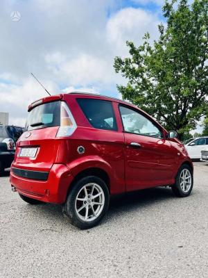 Sarkans Microcar Mgo 2012 Alīta, ar dzinēja tilpumu 0.51 L un nobraukumu 35 tūkst. km par 6000 €, foto 5 vietnē AUTOMOTO.COM.LV
