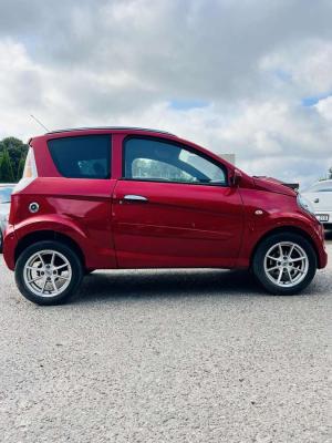 Sarkans Microcar Mgo 2012 Alīta, ar dzinēja tilpumu 0.51 L un nobraukumu 35 tūkst. km par 6000 €, foto 6 vietnē AUTOMOTO.COM.LV