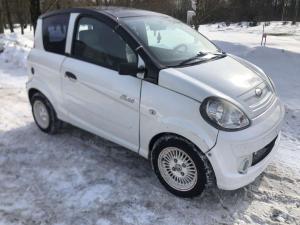 White Microcar Mgo 2010 in Kaunas, with an engine capacity of 0.51 L and mileage of 84 thousand km for 2750 €, photo 3 on AUTOMOTO.COM.LV