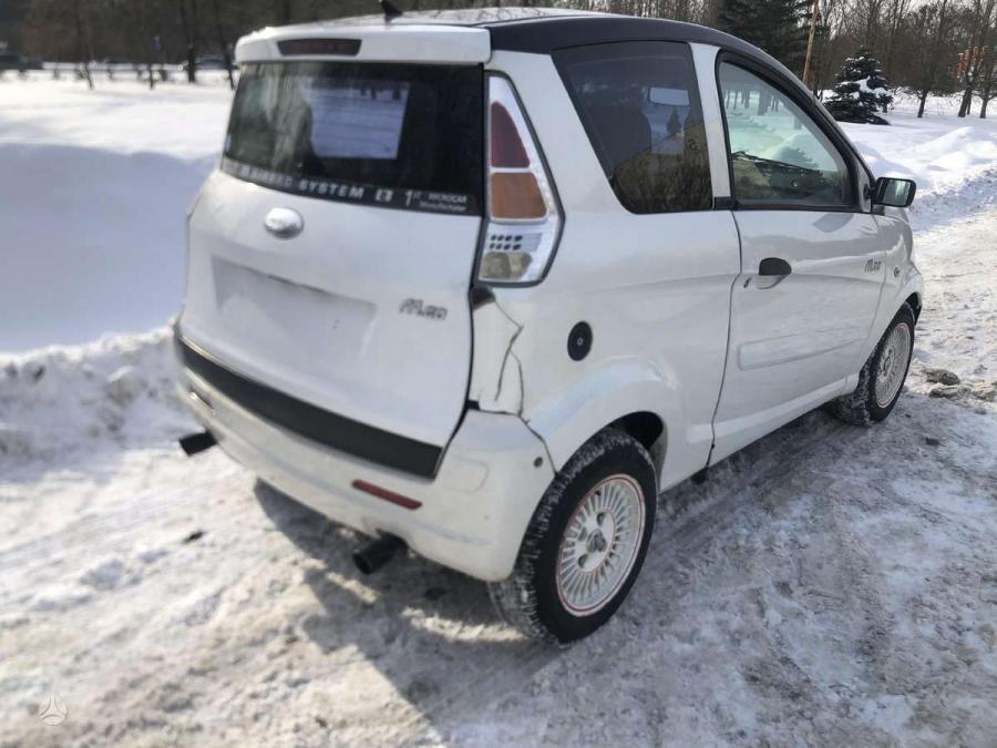 White Microcar Mgo 2010 in Kaunas, with an engine capacity of 0.51 L and mileage of 84 thousand km for 2750 €, photo 5 on AUTOMOTO.COM.LV