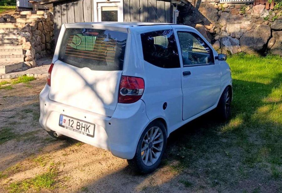 White Microcar Mgo 2011 in Vilnius, with an engine capacity of 0.65 L and mileage of 65 thousand km for 3199 €, photo 3 on AUTOMOTO.COM.LV
